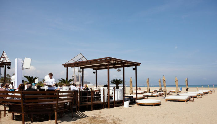 Barcelona Beach Vibes: 10 Best Beach Clubs and Bars to Experience ...